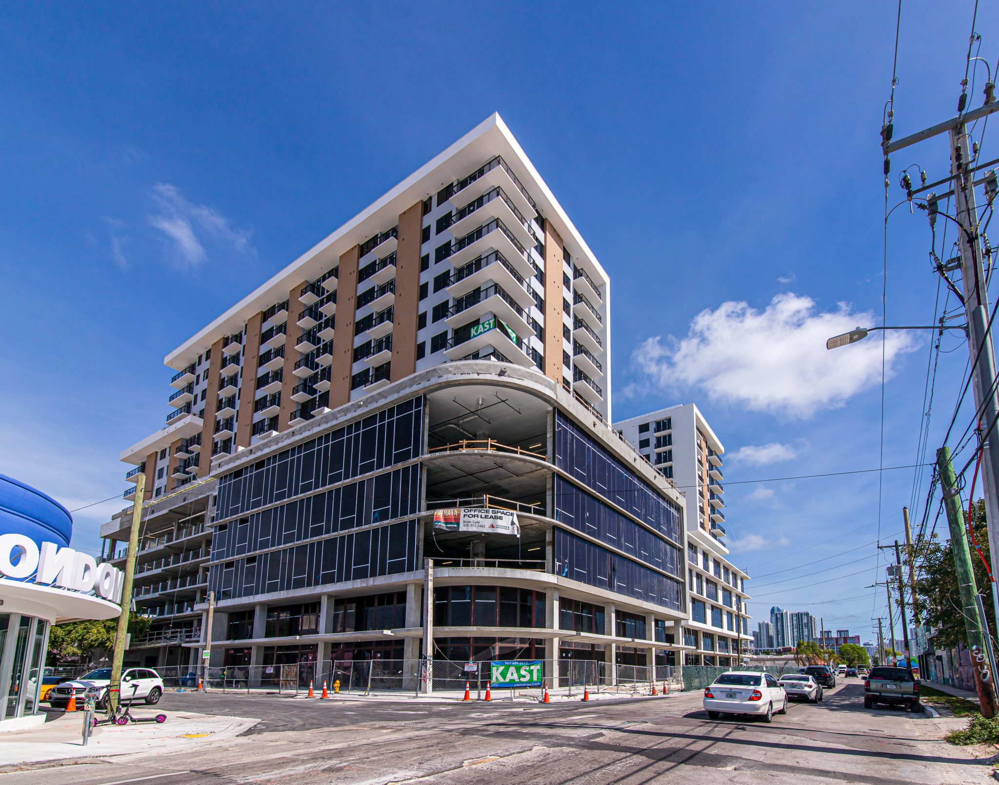 Wynwood Square Continues To Make Progress At 2201 North Miami Avenue ...