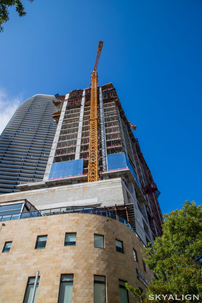 830 Brickell's Glass Façade Installation And Vertical Ascent Continues ...