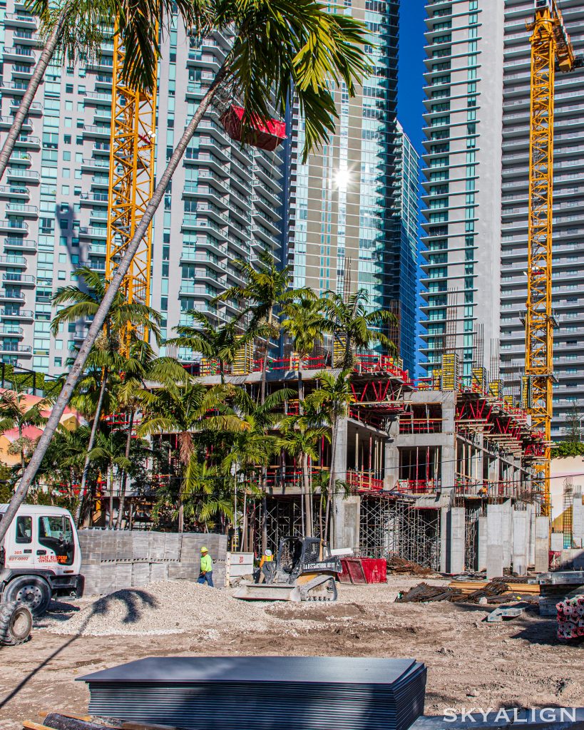 Metro Edgewater's Concrete Superstructure Continues Ascent At 452 NE ...