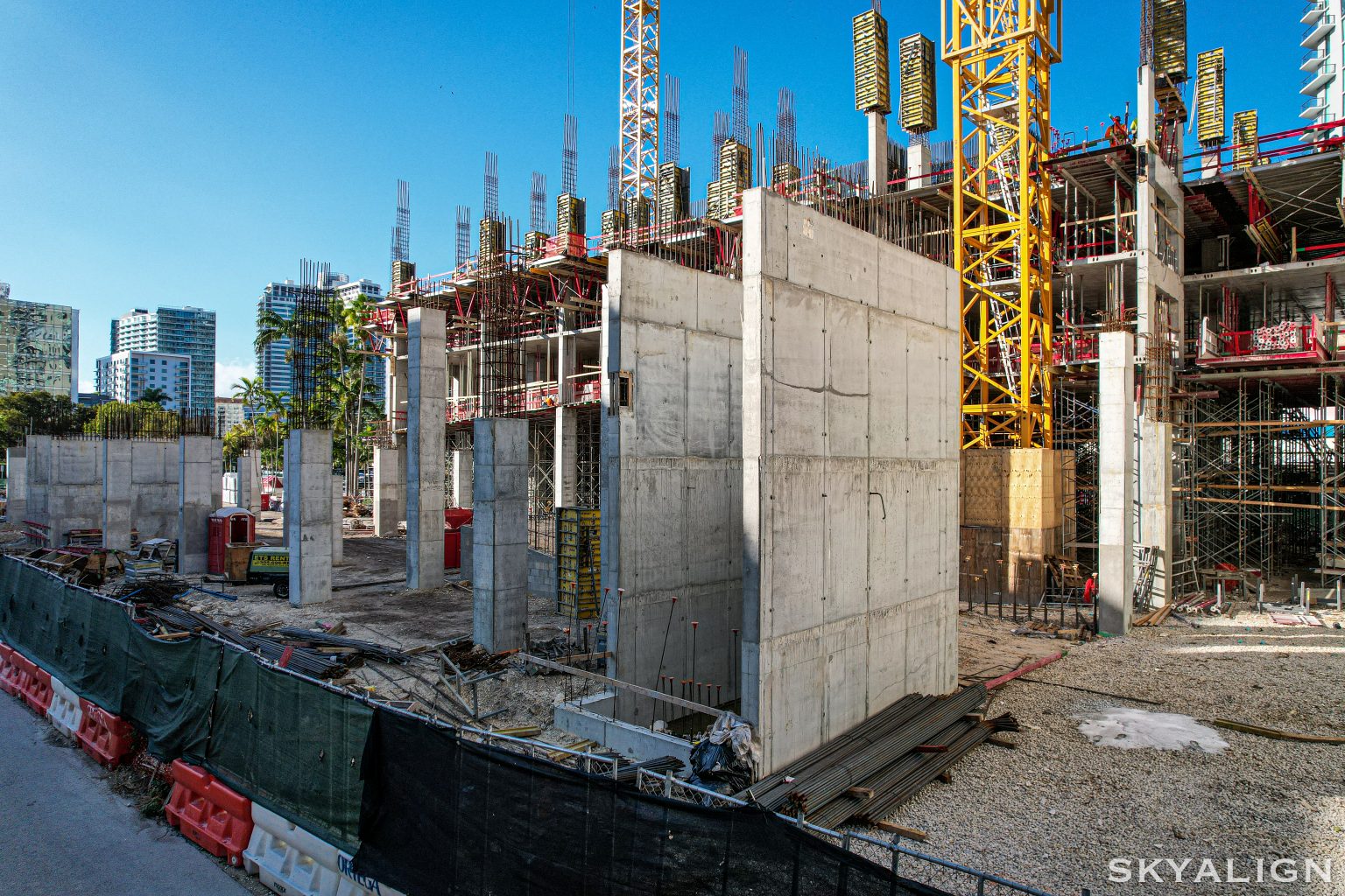 Metro Edgewater's Concrete Superstructure Continues Ascent At 452 NE ...
