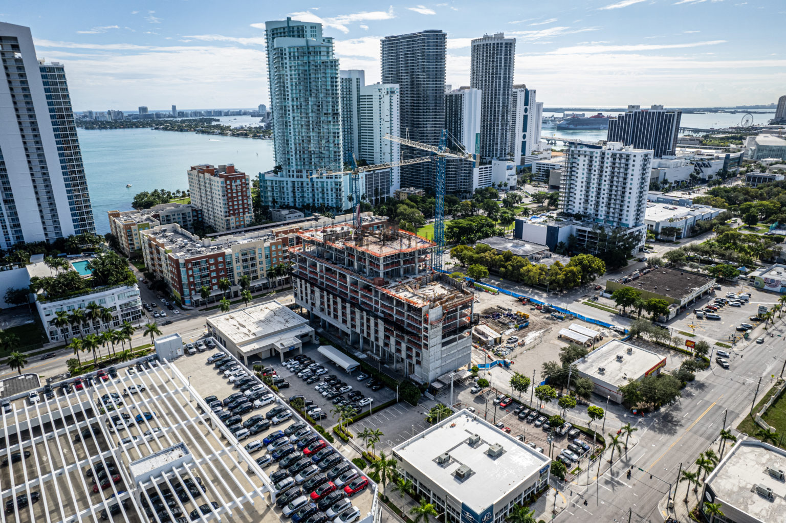 First Tower For Edgewater Collective Surpasses Podium Levels At 2000 ...