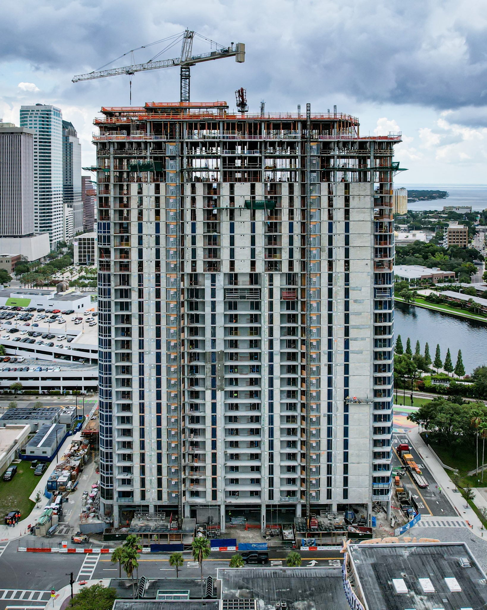 YIMBY Checks In On 31-Story 'Aer' Under Construction At 300 West Tyler Street In Downtown Tampa ...