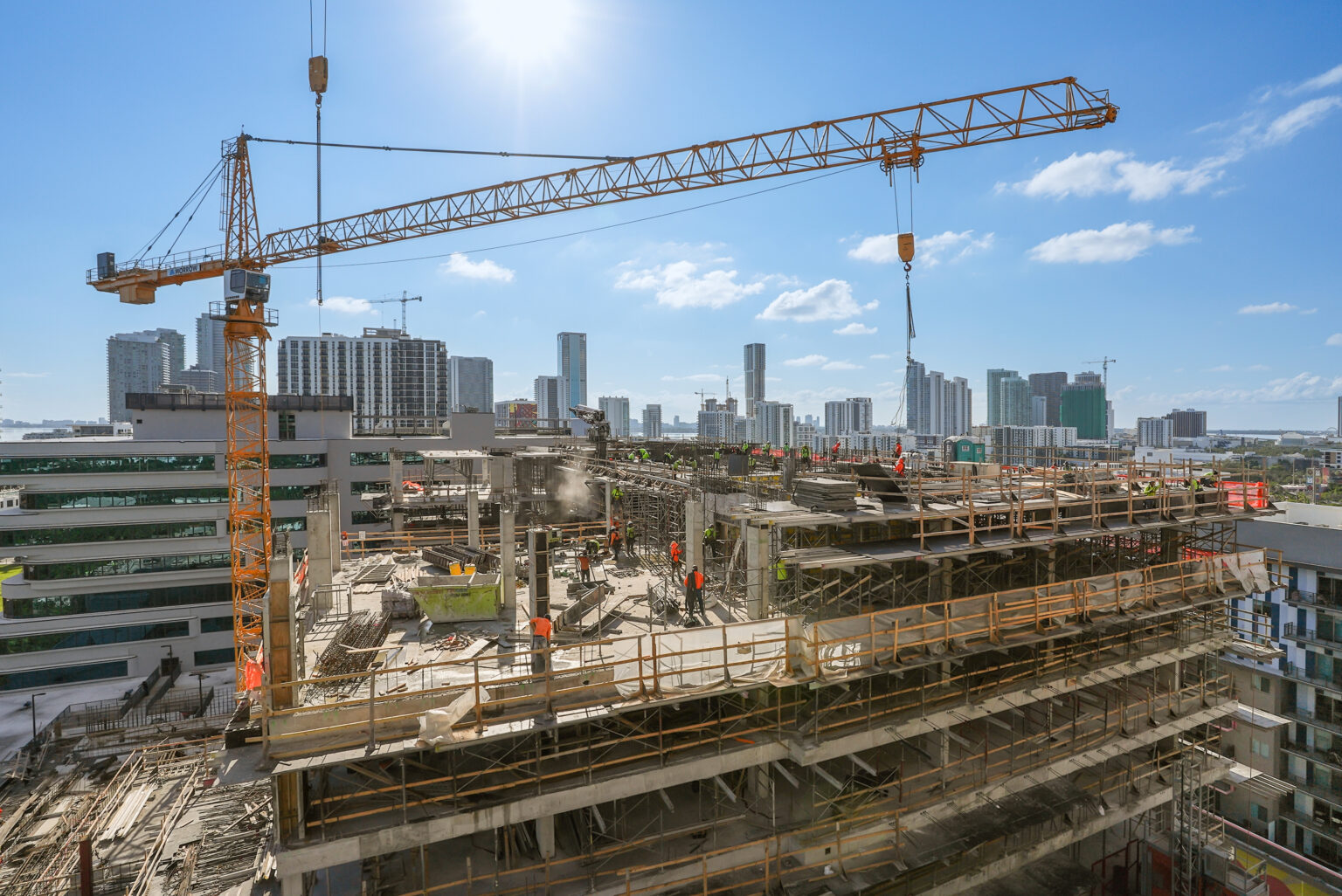 12-Story Class AAA Office Tower Tops Off At The Wynwood Plaza In Miami ...