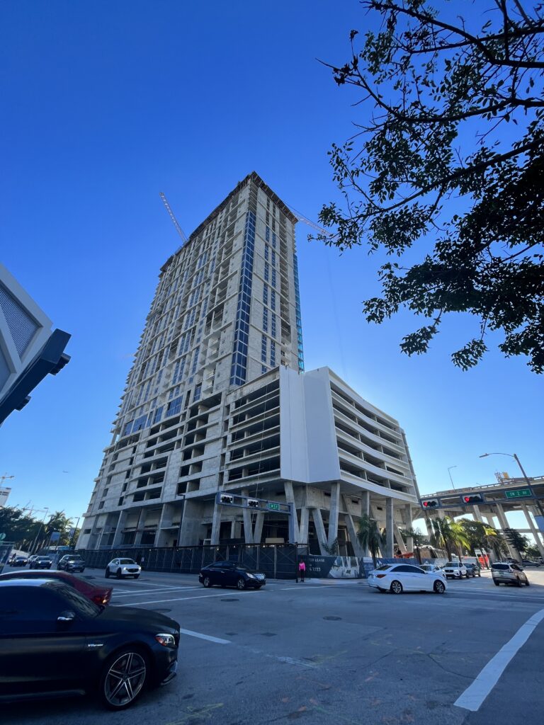 Nichols Architects-Designed 36-Story 'Modera Riverside' Tops Out At 300 ...