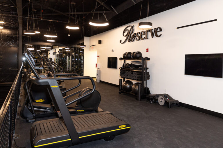 Reserve Padel Opens First Permanent Club at SoLé Mia in North Miami ...