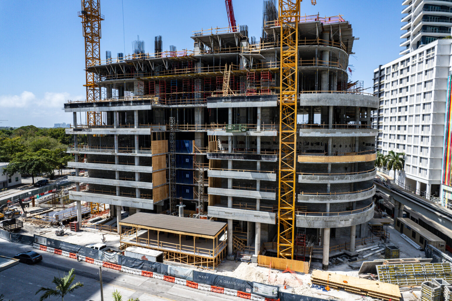 Construction Reaches Residential Levels On 80-Story Cipriani Residences ...