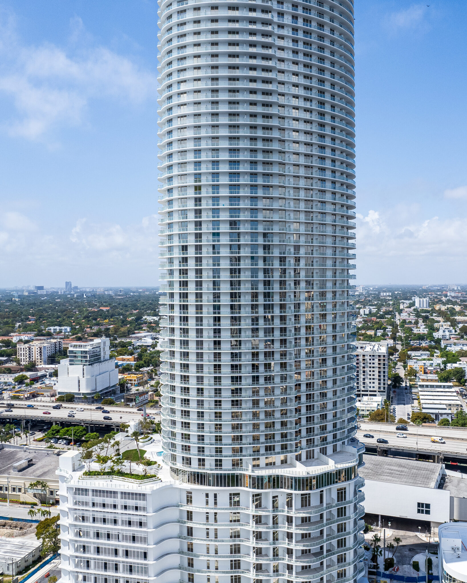 YIMBY Scopes Aerial Views of Nearly Complete 54-Story Tower, First ...