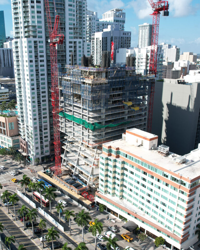 Construction Rises Higher on the 100-Story Waldorf Astoria Hotel ...