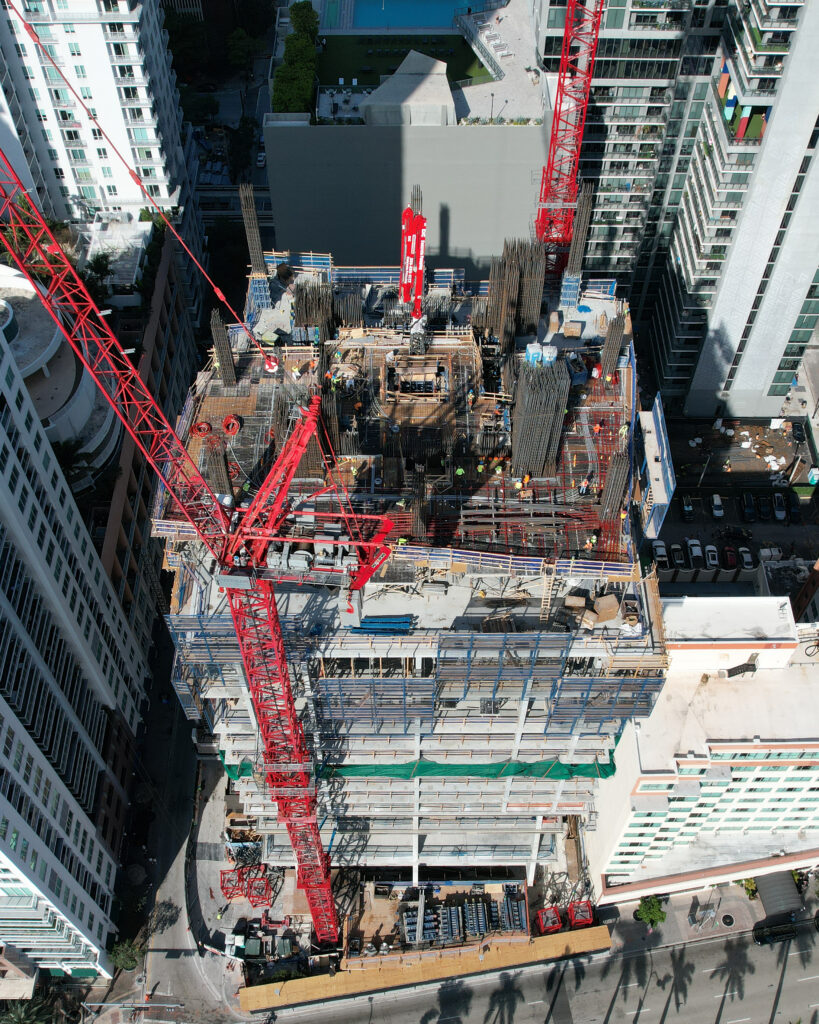 Construction Rises Higher on the 100-Story Waldorf Astoria Hotel ...